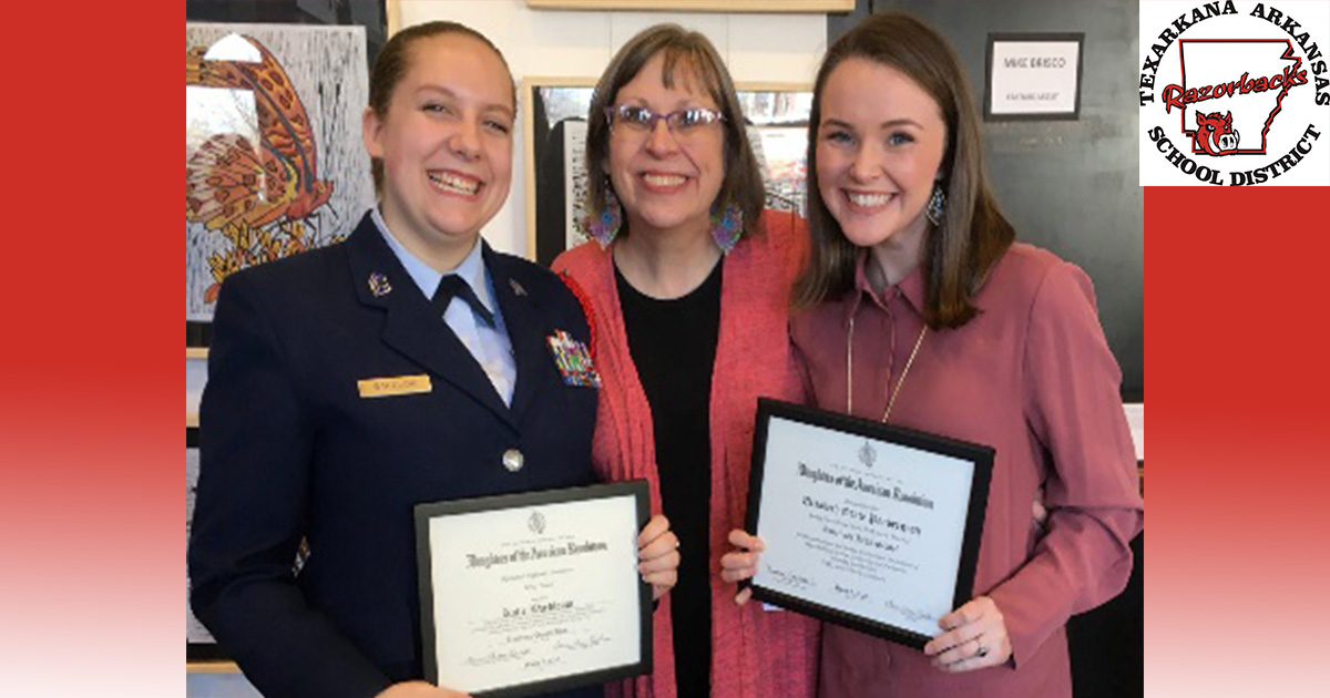 Good Citizenship Award Presented by the Daughters of the American Revolution | Texarkana Today