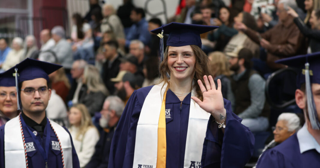 A&M-Texarkana Celebrates Fall 2025 Graduates With Commencement ...